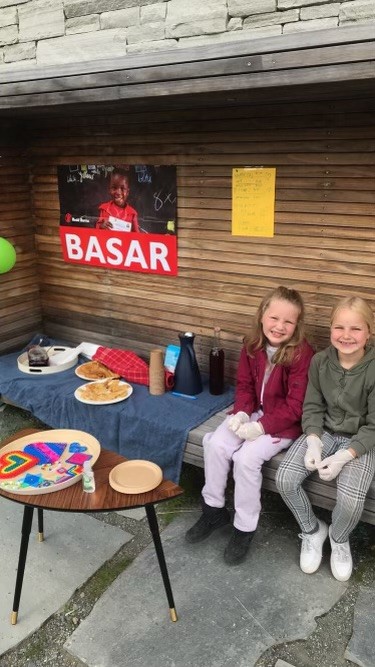 Basar på Nidarø - Redd Barna